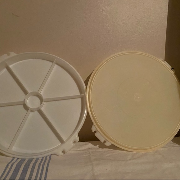 Tupperware | Kitchen | Vintage Tupperware 6 Section Lazy Susan Party ...